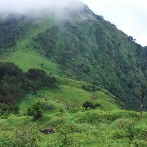 Five Irresistible Monsoon Treks in Karnataka to try in 2026