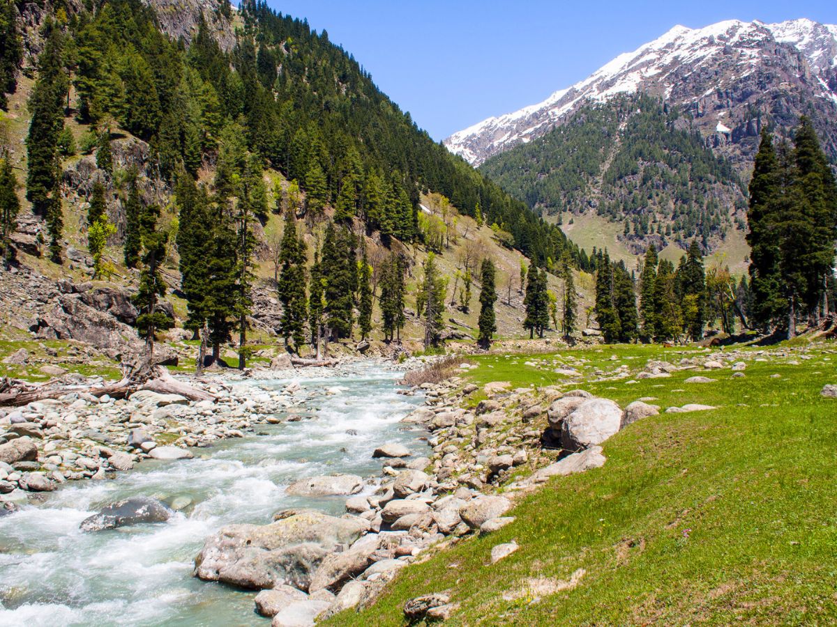 Tarsar Marsar Lake Trek | Monks on Wheels